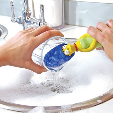 The Simpsons Marge Washing Up Brush - Goofts, funny gifts, gags and pranks.
